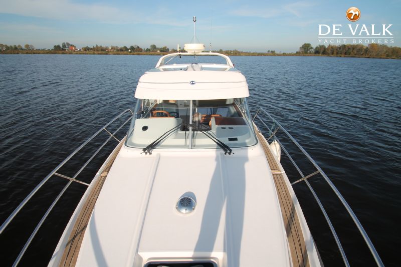 NIMBUS 320 COUPE motor yacht for sale | De Valk Yacht Brokers
