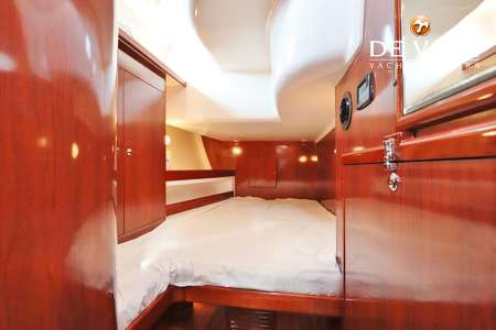 OCEAN STAR 51.2 sailing yacht for sale | De Valk Yacht broker