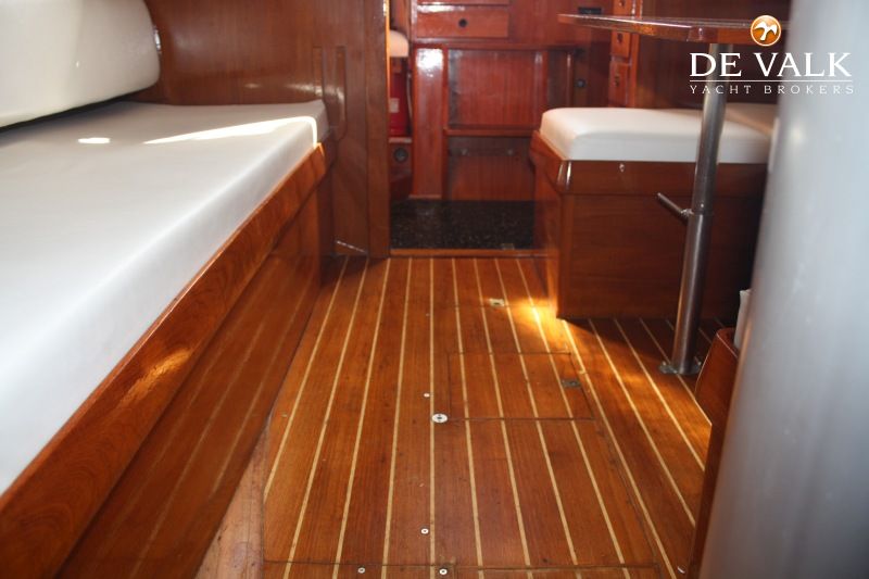 OE 32 sailing yacht for sale | De Valk Yacht Brokers