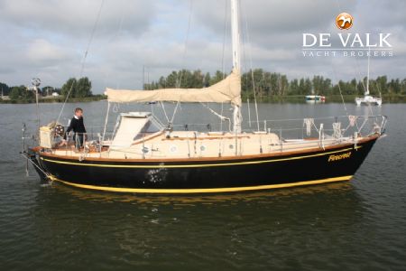 OE 32 sailing yacht for sale | De Valk Yacht broker