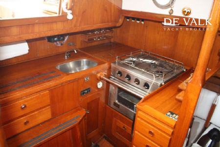 OE 32 sailing yacht for sale | De Valk Yacht broker