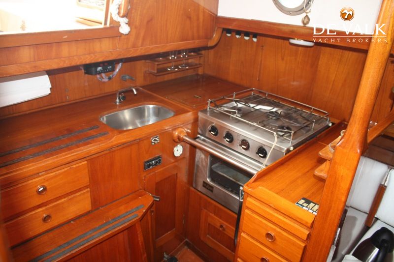 OE 32 sailing yacht for sale | De Valk Yacht Brokers