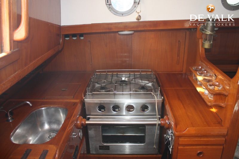 OE 32 sailing yacht for sale | De Valk Yacht Brokers