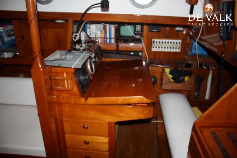 OE 32 sailing yacht for sale | De Valk Yacht Brokers