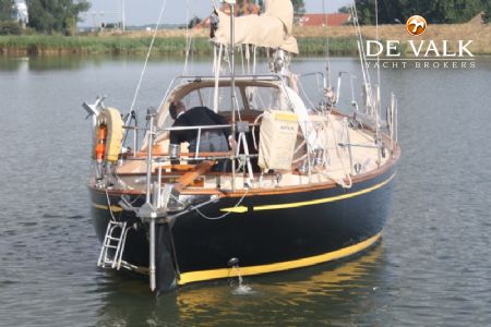 OE 32 sailing yacht for sale | De Valk Yacht broker
