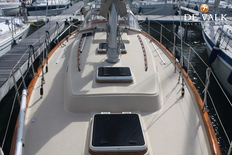 OE 32 sailing yacht for sale | De Valk Yacht Brokers