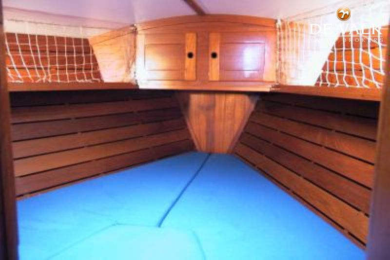 OE 32 sailing yacht for sale | De Valk Yacht Brokers