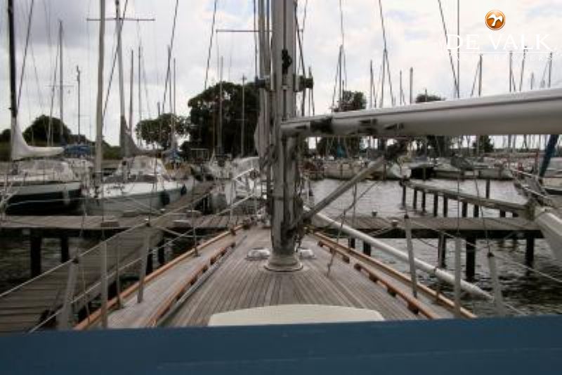 OE 32 sailing yacht for sale | De Valk Yacht Brokers