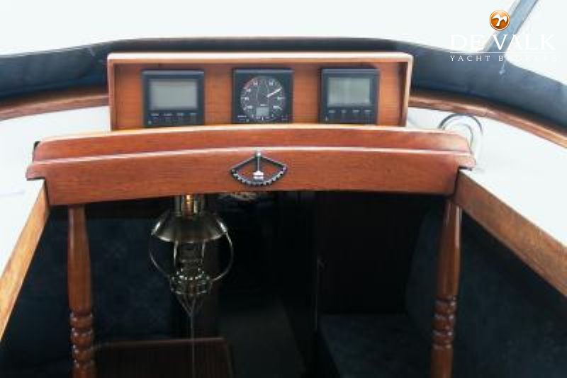 OE 32 sailing yacht for sale | De Valk Yacht Brokers