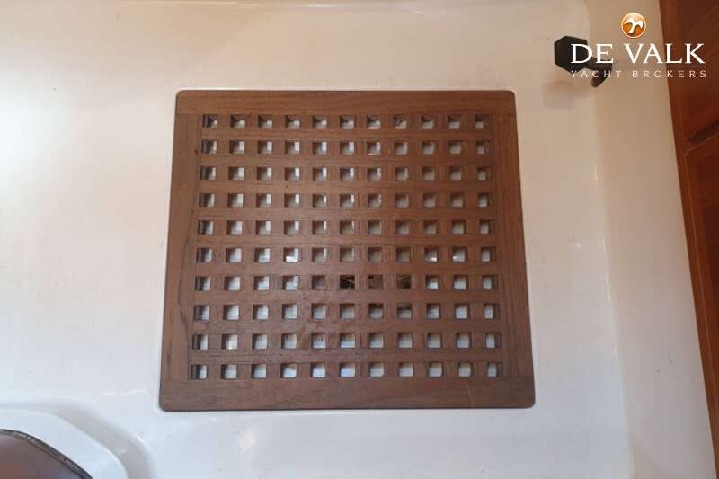 OLSEN 38 sailing yacht for sale | De Valk Yacht broker