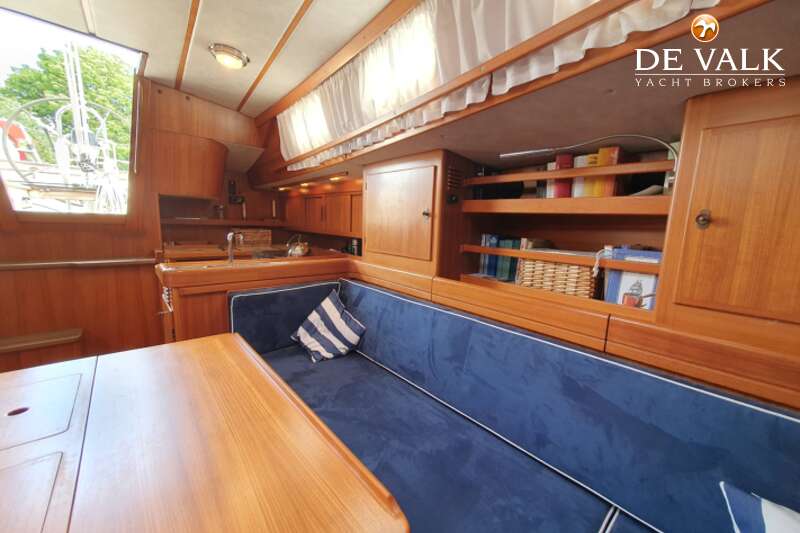 OLSEN 38 sailing yacht for sale | De Valk Yacht broker
