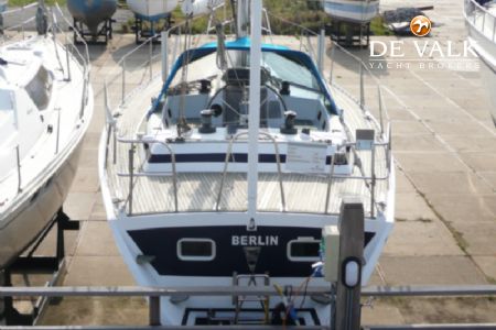 OUTBORN 44 sailing yacht for sale | De Valk Yacht broker