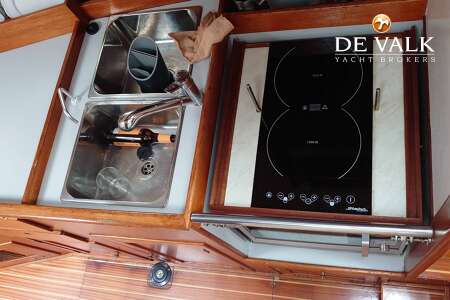 OUTBORN 44 L sailing yacht for sale | De Valk Yacht broker