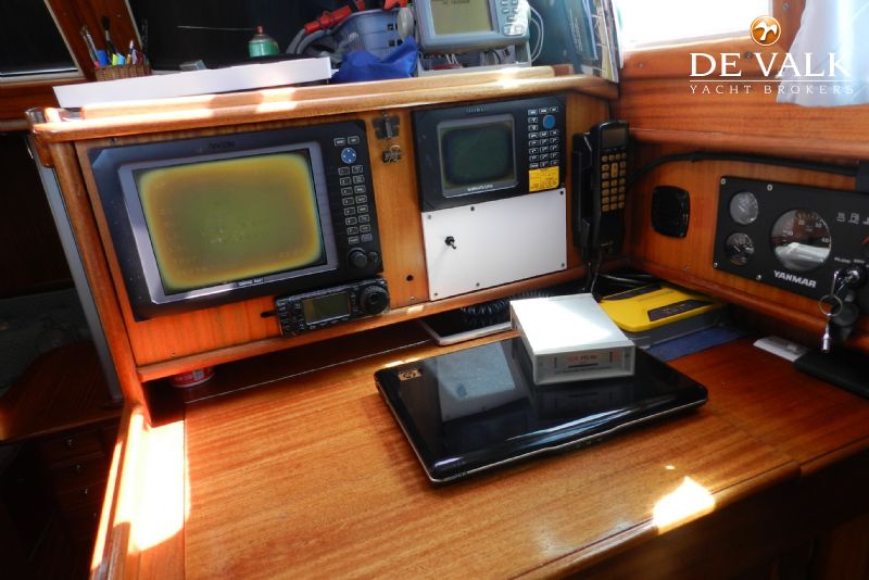 OVERSEAS 40 sailing yacht for sale | De Valk Yacht Brokers