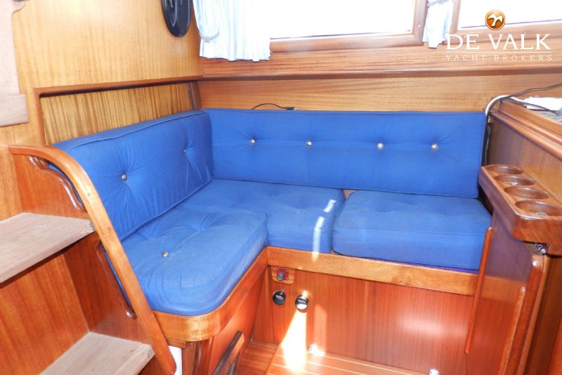 OVERSEAS 40 sailing yacht for sale | De Valk Yacht Brokers