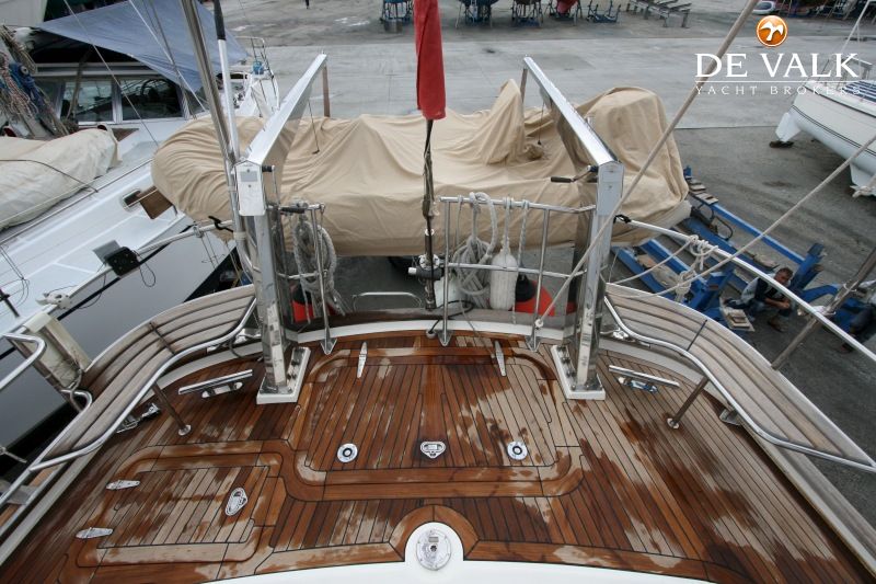 OYSTER 53 sailing yacht for sale | De Valk Yacht Brokers