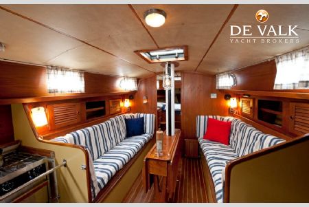 PEARSON 424 sailing yacht for sale | De Valk Yacht broker