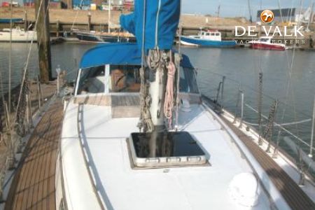 PETERSON 44 sailing yacht for sale | De Valk Yacht broker
