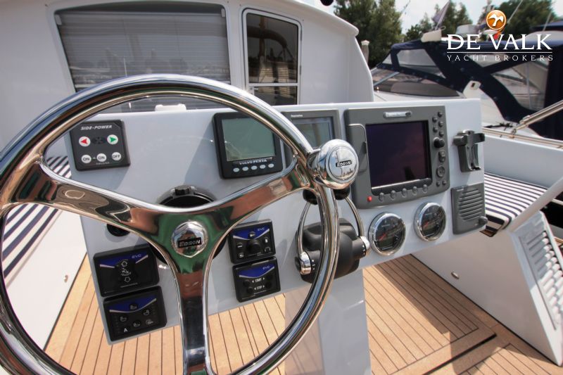 PILOT 40 motor yacht for sale | De Valk Yacht Brokers
