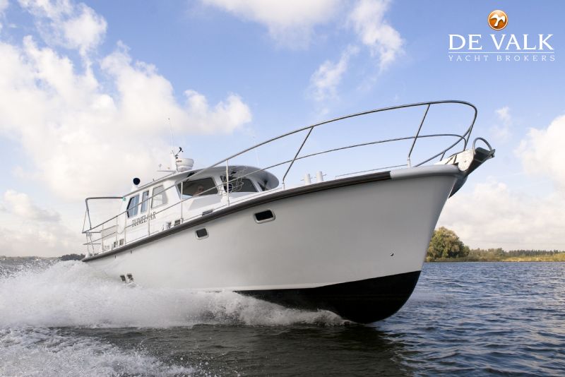 PILOT 40 motor yacht for sale | De Valk Yacht Brokers