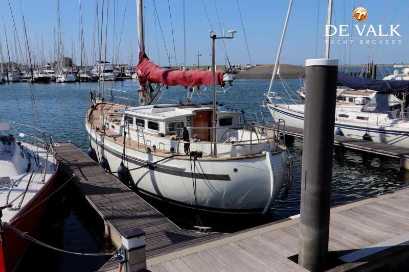 PILOTHOUSE CUTTER sailing yacht for sale | De Valk Yacht broker