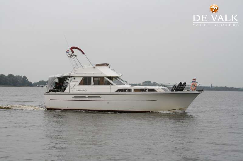 PRINCESS 37 motor yacht for sale | De Valk Yacht Brokers