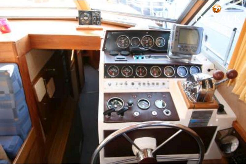 PRINCESS 37 motor yacht for sale | De Valk Yacht Brokers