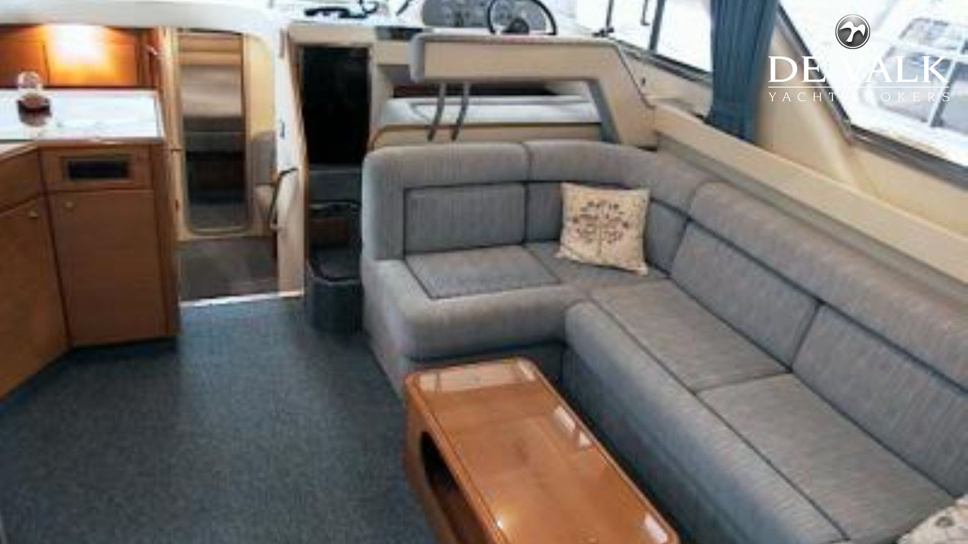PRINCESS 435 motor yacht for sale | De Valk Yacht broker
