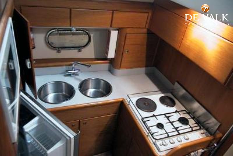 PRINCESS 435 motor yacht for sale | De Valk Yacht Brokers