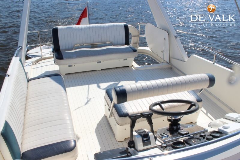 PRINCESS 45 motor yacht for sale | De Valk Yacht Brokers