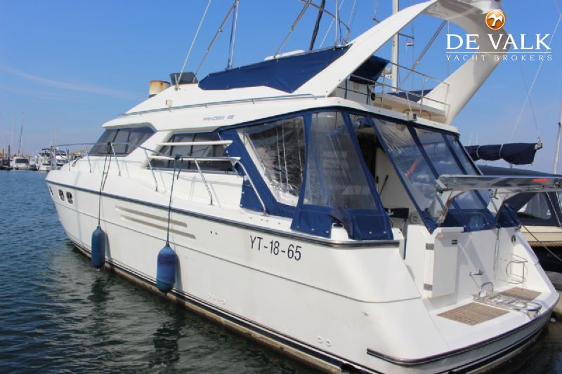 PRINCESS 48 FLYBRIDGE motor yacht for sale | De Valk Yacht Brokers