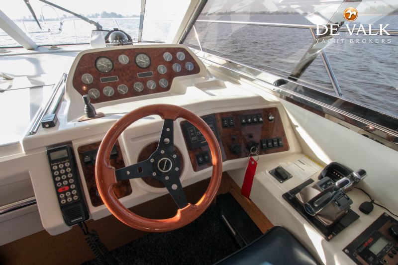 PRINCESS 500 motor yacht for sale | De Valk Yacht Brokers