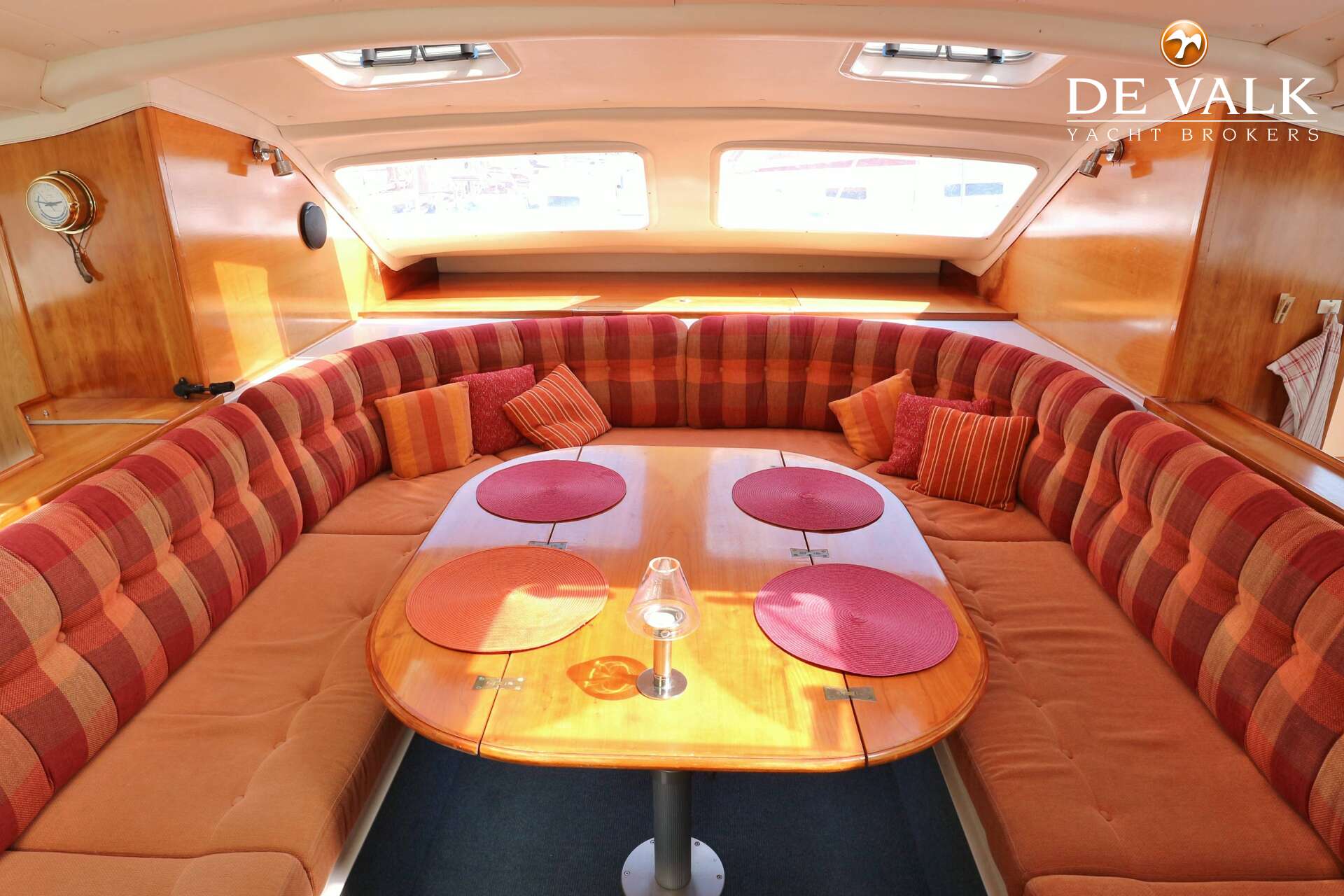 PROUT 39 ESCALE catamaran sailingyacht for sale | De Valk Yacht broker