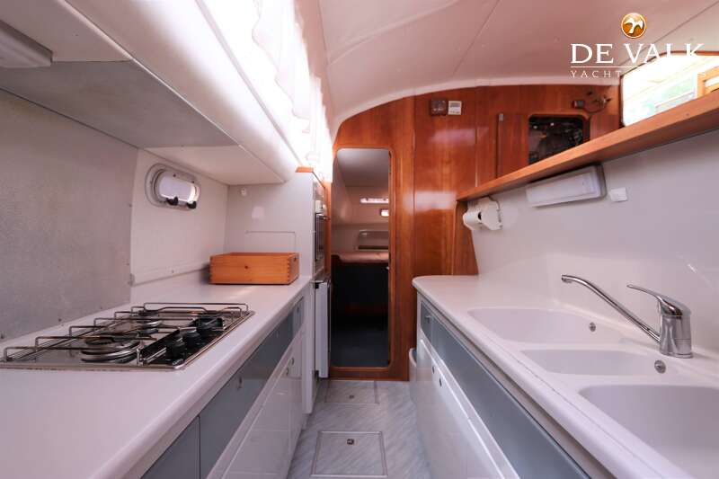 PROUT 39 ESCALE catamaran sailingyacht for sale | De Valk Yacht broker