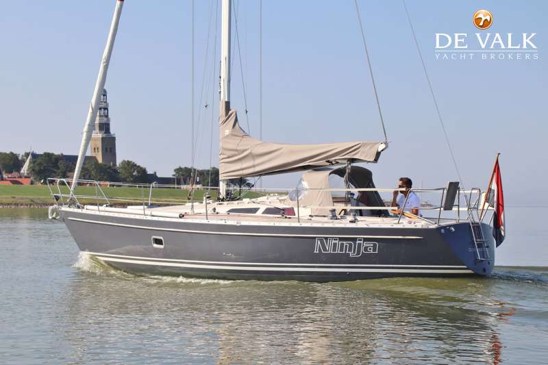 KALIK Q33 sailing yacht for sale | De Valk Yacht broker