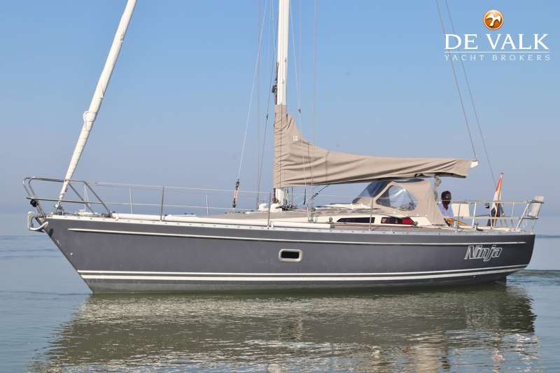 KALIK Q33 sailing yacht for sale | De Valk Yacht broker