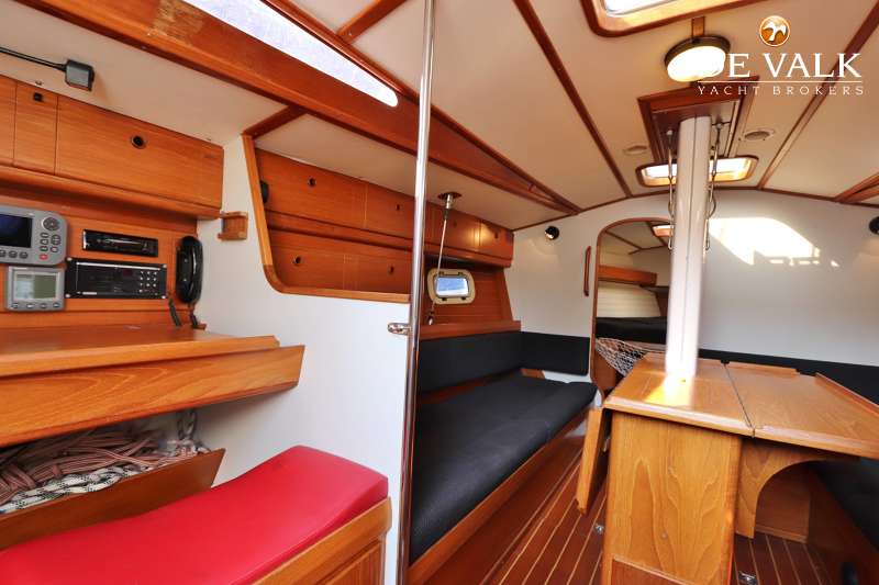 KALIK Q33 sailing yacht for sale | De Valk Yacht broker