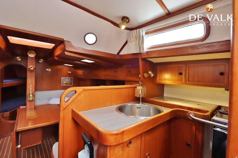 REKERE 36 sailing yacht for sale | De Valk Yacht broker