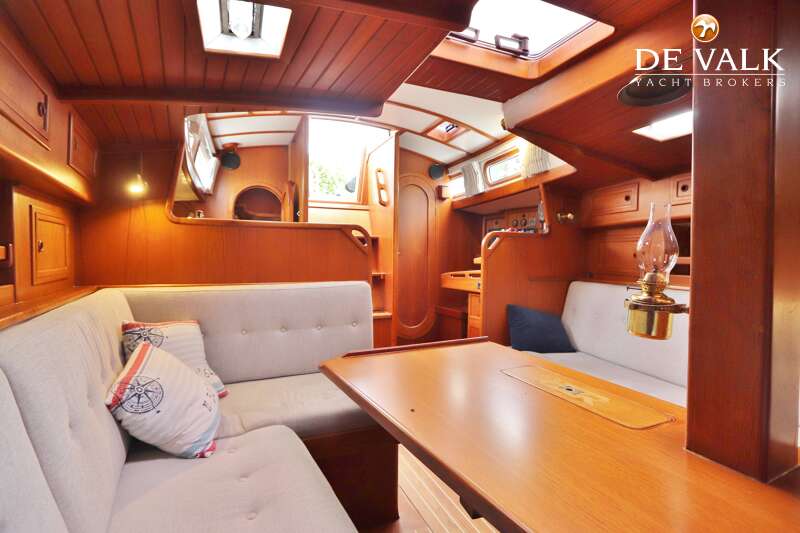 REKERE 36 sailing yacht for sale | De Valk Yacht broker