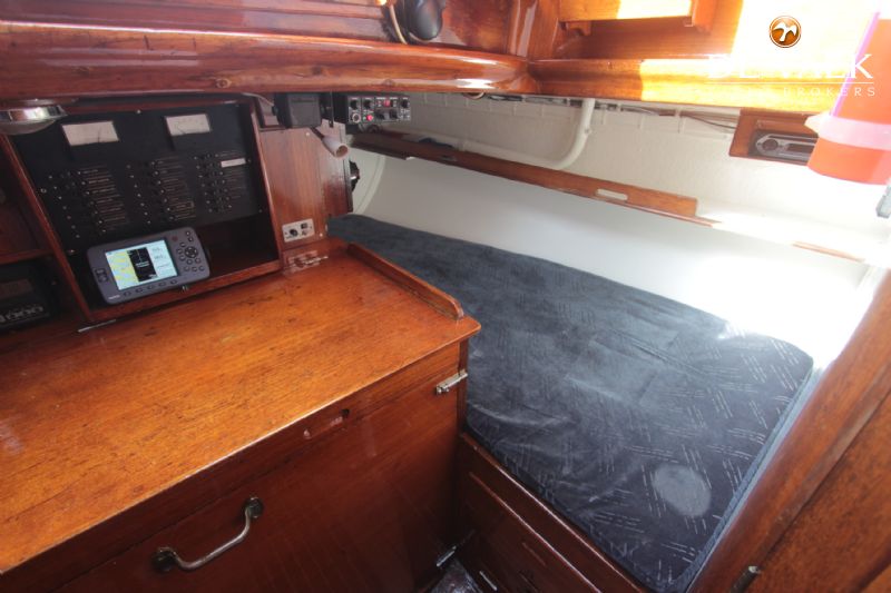 RHODES RELIANT 41 sailing yacht for sale | De Valk Yacht Brokers