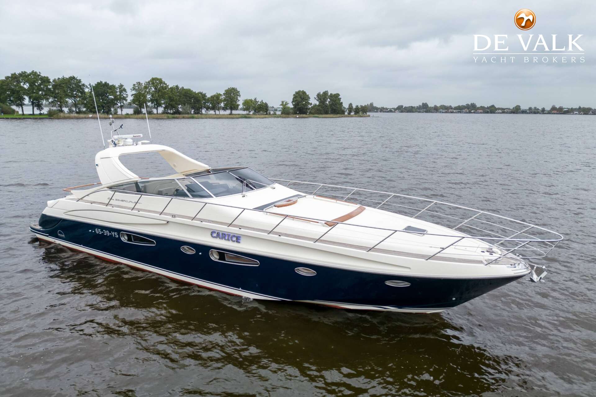 RIVA 59 MERCURIUS SUPER motor yacht for sale | De Valk Yacht broker