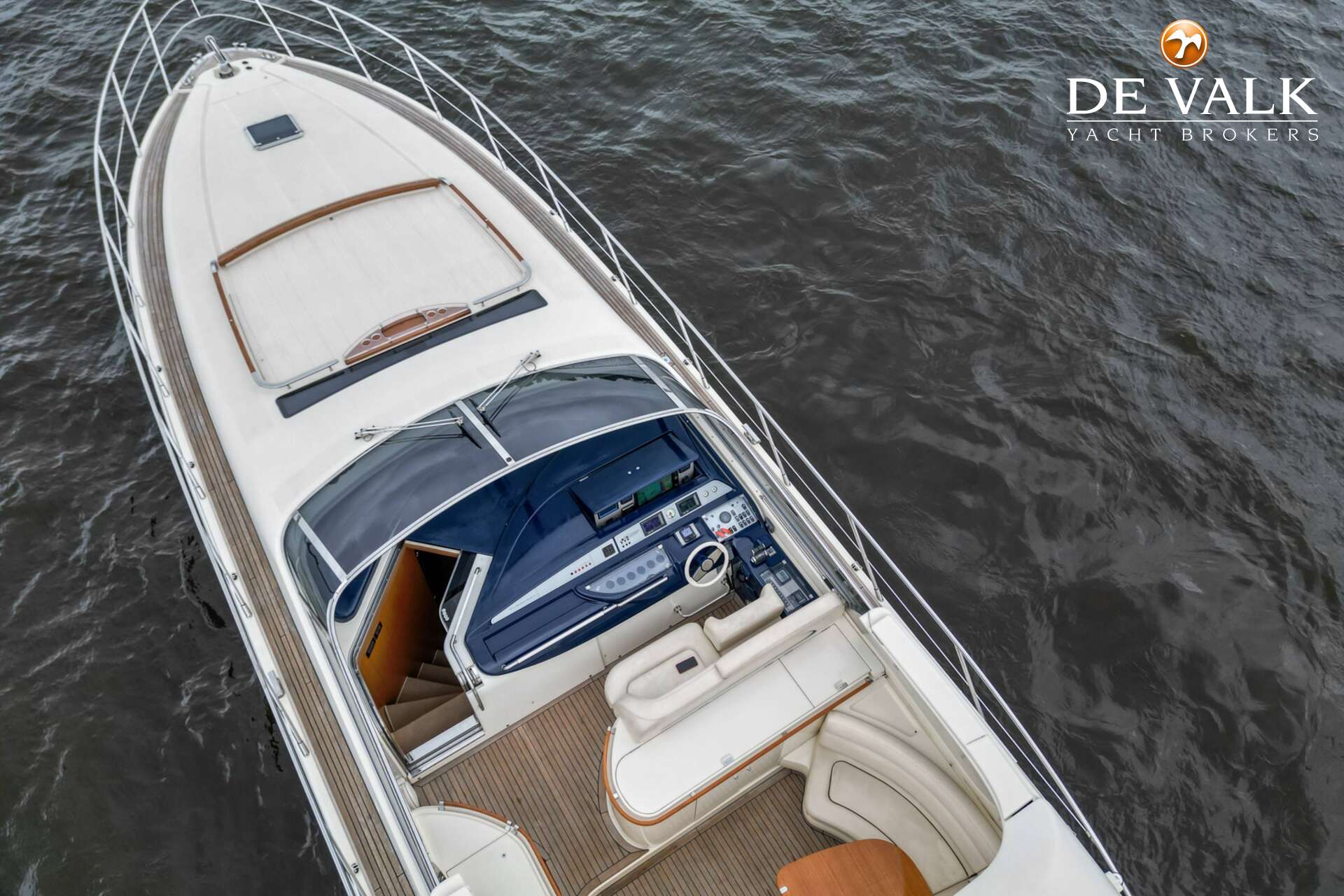 RIVA 59 MERCURIUS SUPER motor yacht for sale | De Valk Yacht broker
