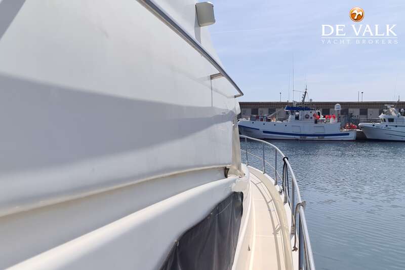 RODMAN 56 MUSE motor yacht for sale | De Valk Yacht broker