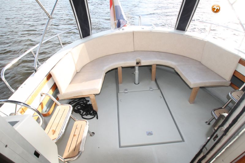 SANDVIK 945 motor yacht for sale | De Valk Yacht Brokers