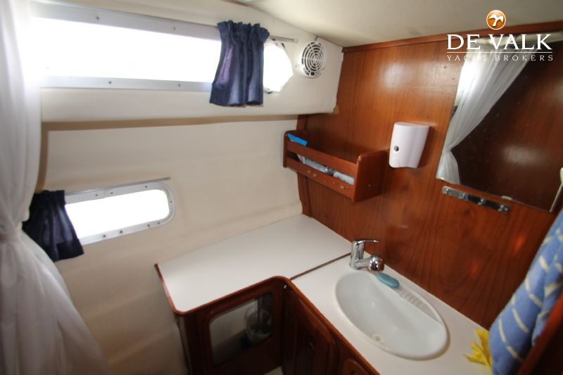 SANDVIK 945 motor yacht for sale | De Valk Yacht Brokers