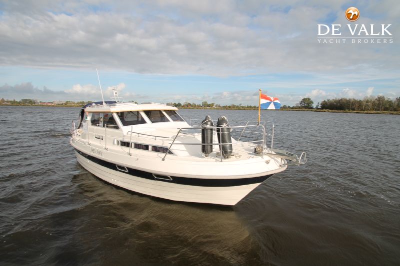 SANDVIK 945 motor yacht for sale | De Valk Yacht Brokers