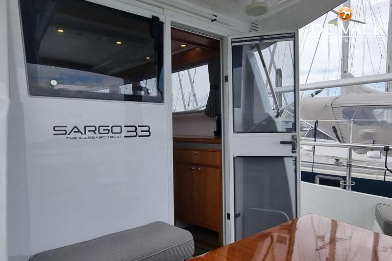 SARGO 33 EXPLORER motor yacht for sale | De Valk Yacht broker
