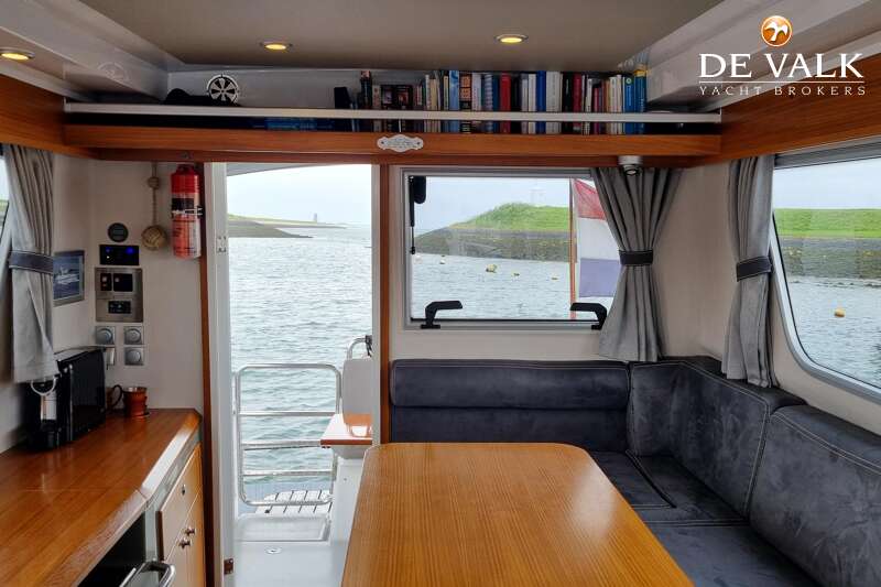 SARGO 33 EXPLORER motor yacht for sale | De Valk Yacht broker