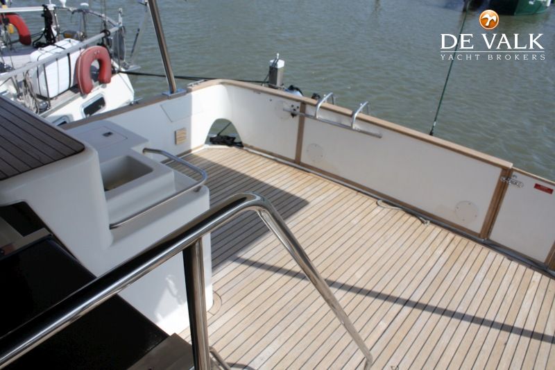 SEA RAY 380 AC motorjacht te koop | De Valk Yacht Brokers