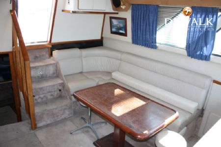 SEA RAY 380 AC motor yacht for sale | De Valk Yacht broker